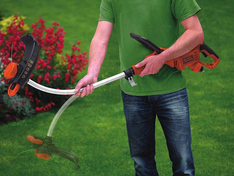 Black and decker strimmer gl7033 store