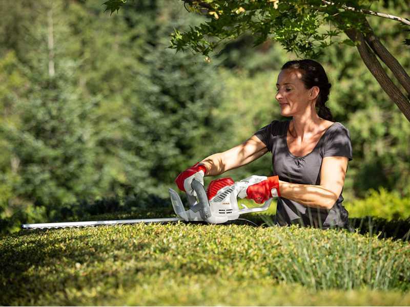 IKRA IHT 550W Electric Hedge Trimmer best deal on AgriEuro
