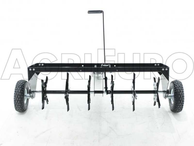 Towed lawn scarifier store